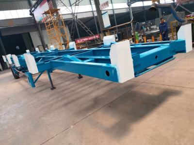 China Tri Axle Heavy Duty Flat Bed Cargo Semi Trailers Container Chassis Trailer Customizable for sale