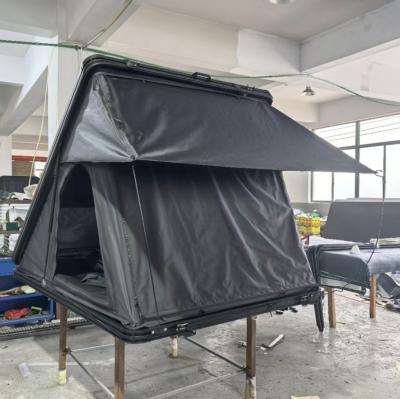 China Aluminum 3 Person Rooftop Tent Hard Shell Pop up Waterproof HardShell Roof Top Tent for Truck Jeep Car Camping Roof Top Tent for sale