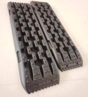 China Off-Road Emergency Tool Kit Mud Sand Snow Traction Mats Car Recovery Track Boards for Rescue Trapped for sale