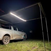 China Camper SUV/4x4/4wd Customized Retractable Camping Rooftop Car Roof Side Awning 4x4 Outdoor Camping Supplies Car Top Side Awning for sale