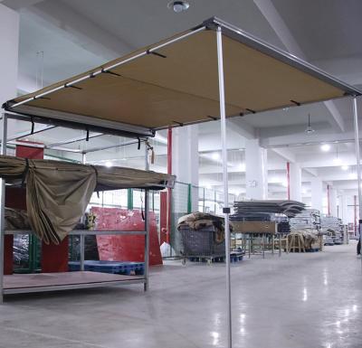 China Factory 4X4 Suv Retractable Outdoor Car Awning Tent SUV Outdoor Camping Travel Rooftop Pull Out Tent Car Side Awning for sale