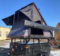 China Outdoor 145cm Wide Aluminum Shell Rooftop Tent Pop Rectangle Version 4X4 Off-Road Car Roof Top Durable Oxford Camping Gear for sale