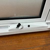 China Custom Aluminum Awning Window 1.4-2.0mm Profile Thickness Waterproof Energy Saving Outdoor Installation for sale