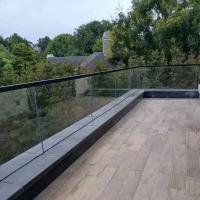 China EPDM Glass Railing System with Laminated Safety Glass - Custom Sizes, 30-Day Delivery, CE Certified for sale