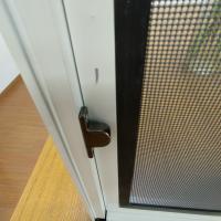 China Custom Aluminum Sliding Window with Diamond Mesh Flyscreen - 5-Year Warranty, Double Glazed Glass, Windproof Design for sale