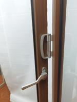 China Custom Aluminum Bifold Doors with Double Tempered Glass - Multi-Point Locking System & Adjustable Ventilation Panels for sale