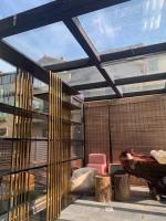 China Customizable Weather-Proof Glass Sun Room with 3.0mm Profile & Corner Code Connection - Single/Double/Triple Glass Options for sale