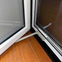 China 1.4mm Aluminum Double Hung Window with Double Tempered Glass - Weather Resistant & Energy Efficient for sale