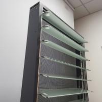 China 6mm Glass Aluminum Louver Window with Fiberglass Screen - Custom Sizes Available | CE Certified for sale