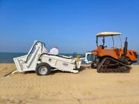 China Ride On Beach Cleaner with 300mm Cleaning Dept HANDSOMER 1800/LFX-1800 for sale
