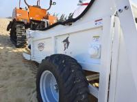 China Ride On Beach Cleaner with 300mm Cleaning Dept HANDSOMER 1800/LFX-1800 for sale