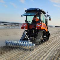 China Speed 2000rmin Beach Sweeper Machine for Alkaline Cleaning Process in Miami Beach for sale