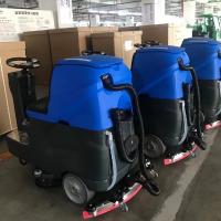 China Electric Floor Scrubber for Warehouse Cleaning 560mm Cleaning Width 2000W Motor Power for sale