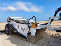 China 1400 Steel and Stainless Steel Beach Cleaning Equipment Stone Picking Machine Weight 1200kg for sale