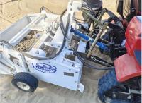 China Industrial Handsome 1000 Drive-on Beach Cleaner Machine Steel Design for 60HP Tractor for sale