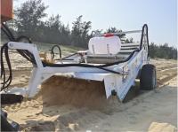 China 1800kg Weight Sand Cleaning Attachments for Skid Steer Loaders Environmental Products for sale