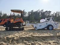 China 1800kg Weight Sand Cleaning Attachments for Skid Steer Loaders Environmental Products for sale