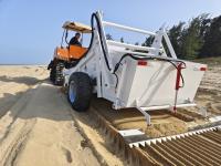 China Stainless Steel Screen Material Stone Picking Machine for Eco-Friendly Beach Cleaning for sale