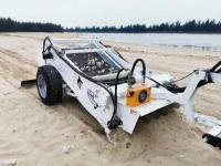 China 1400 Beach Cleaner Efficiently Removes Debris from Dry Wet Sand Maximum Speed 15km/h for sale