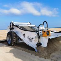 China 1400 Beach Cleaner Efficiently Removes Debris from Dry Wet Sand Maximum Speed 15km/h for sale