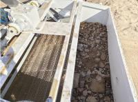 China 800KG Beach Cleaning Machine Hydraulically Controlled Vibrating Screen for Sand Beach for sale