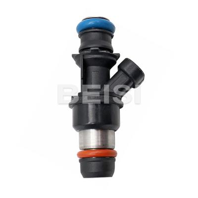 China Fuel Injector 17113553 17113698 for GM Chevy Silverado GMC 4.8L 5.3L 6.0L for sale