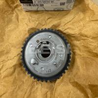 China Intake Camshaft Adjuster A2700506100 2700506100 for Mercedes Benz M270 M274 1.6L 2.0L for sale