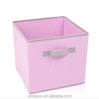 China Portable Non Woven Underwear Storage Box with Lid 27x20x17cm Custom 420D 600D for sale