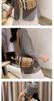 China Women Vintage Leather Fanny Pack Crossbody Belt Bag Custom Size 100pcs MOQ for sale