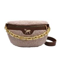 China Plush Lambs Wool Fluffy Fur Women Waist Bag Small Fashion Fabric Winter Female Designer Handbags 20x10cm for sale