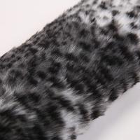 China Plush Leopard Print Pencil Case 21x8x3.5cm Cute School Stationery Storage Bag for Girls for sale