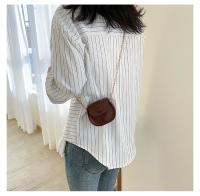 China Plush Mini Shoulder Bag for Girls 300x250x60mm Cute Coin Purse Patent Leather Children Messenger Bag for sale