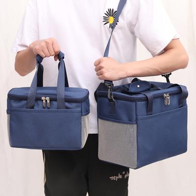 China Insulated Lunch Bag 600D Oxford Cooler Tote with Shoulder Strap 20L Capacity for sale