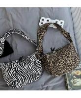 China Fashion Leopard Print Eco Canvas Tote Bag 25x30x7 cm Large Capacity Shoulder Bag for Women for sale