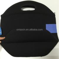 China Custom Neoprene Lunch Bag Cooler with Handle 10L Insulated Soft Fabric for sale