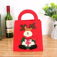 China Christmas Felt Gift Handbag 20x28 cm Custom Logo Durable Non-Woven Santa Bag for sale