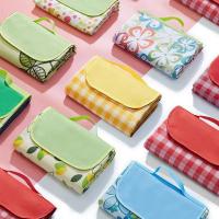China Customized Waterproof Picnic Camping Mat 1000pcs MOQ Lightweight Portable Beach Mat Plaid Blanket for sale