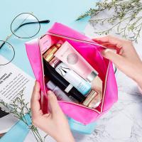 China Custom Waterproof Toiletry Bag 1000pcs MOQ Solid Color Travel Makeup Case for Teen Girls for sale