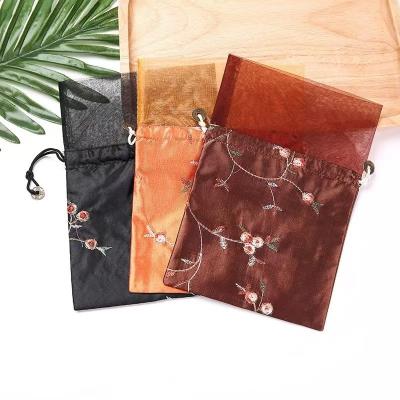 China 16x23 cm Chinese Silk Brocade Drawstring Jewelry Pouch Wedding Favor Candy Bags for sale
