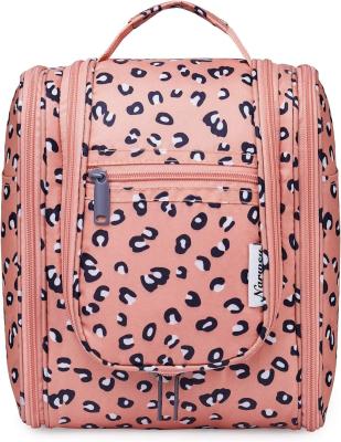 China Custom Polyester Travel Toiletry Bag Waterproof Cosmetic Organizer 1000 PCS MOQ for sale