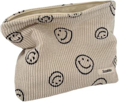 China Custom Luxury Travel Makeup Pouch with Embroidery Logo 25x18x5cm for sale