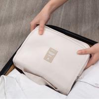 China Large Oxford Women Travel Cosmetic Bag Organizer Dopp Kit Hanging 24x20x40cm Water Resistant for sale