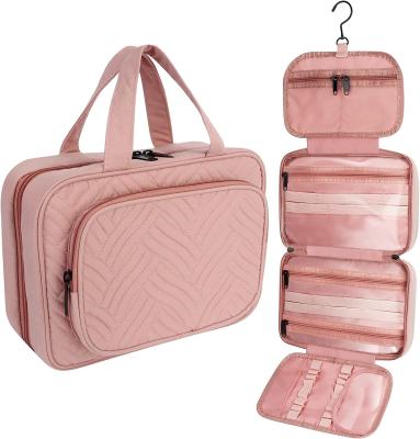 China Portable Travel Cosmetic Bag Black Makeup Toiletry Organizer 20x15x8 cm for sale