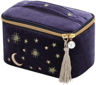 China Navy Blue Velvet Makeup Bag 19x10x12cm Lightweight Cosmetic Pouch with Goose-down Embroidery for sale
