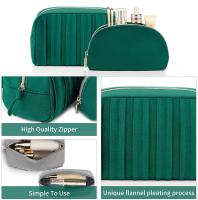 China Velvet Custom Pouch Luxury Beauty Makeup Bag Zipper Travel Cosmetic Bag 21.5x12x13.5cm Green for sale