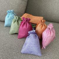 China Burlap Drawstring Gift Bags 7.2 x 5.12 x 2.6 Inch Natural Linen Favor Bags for Wedding Party for sale