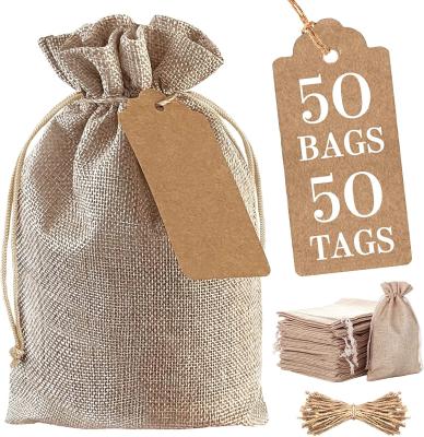 China Natural Burlap Drawstring Gift Bags 6.6x9 Inch with Tags Reusable Bulk for All Occasions for sale