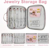 China Extra Large Durable and Lightweight  Makeup Bag Double Layer Makeup Organizer  Water Resistant Makeup Brush Bag for sale