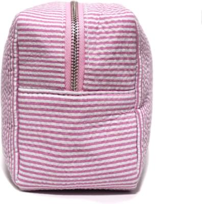 China Pink lightweight cosmetic bag with zipper for sale