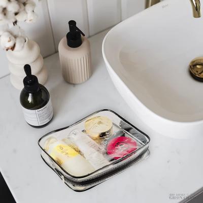 China Clear PVC Waterproof Travel Toiletry Bag 30x10x22cm with Durable Zipper for sale